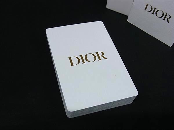 商品情報 ブランド名 ChristianDior クリスチャンディオール 状態ランク Aランク(極美品) ライン カラーホワイト系×ゴールド系 素材 サイズ(cm) W 約5.8cm　H 約9cm　D 約1.9cm サイズ(inch) W ...