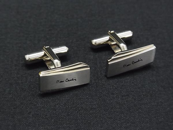 商品情報 ブランド名 pierre cardin ピエールカルダン 状態ランク Bランク ライン カラーシルバー系×ゴールド系 素材 サイズ(cm) W 約2cm　H 約1cm サイズ(inch) W 約0.79inch　H 約0.39in...