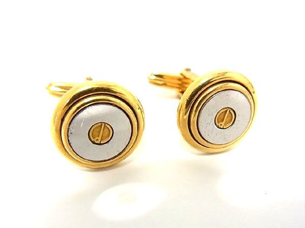 商品情報 ブランド名 dunhill ダンヒル 状態ランク ABランク(美品) ライン カラーゴールド系 素材 サイズ W 約1.6cm　H 約1.6cm ポケット 付属品画像内にあるものが全てになります シリアル及び刻印 状態使用感　擦れ...