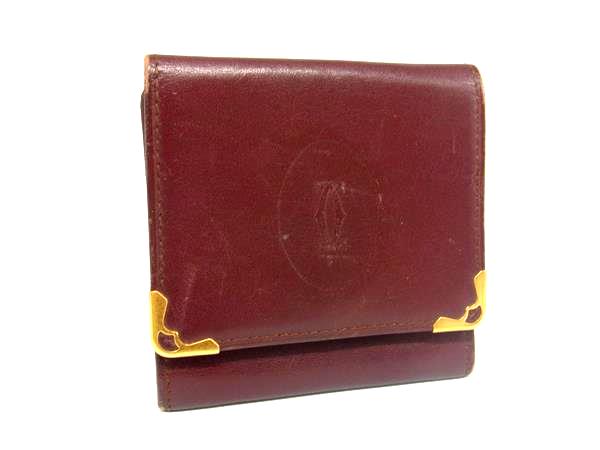 商品情報 ブランド名 Cartier カルティエ 状態ランク ABランク(美品) ライン カラーボルドー系 素材 レザー サイズ W 約8cm　H 約8cm　D 約1cm ポケット外 ポケット×1　中 ポケット×1 付属品画像内にあるものが...