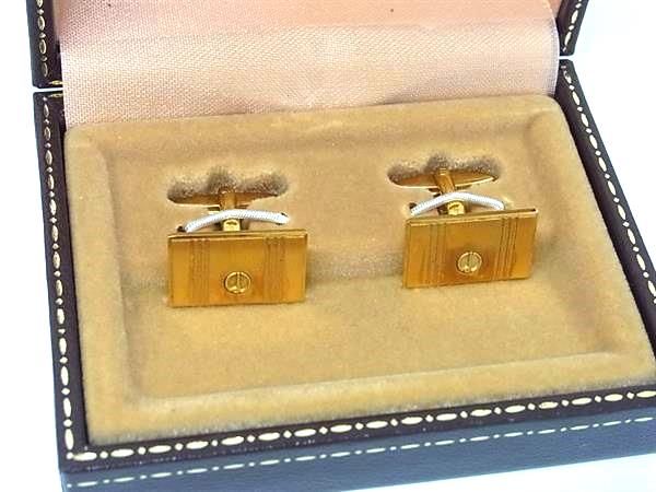 商品情報 ブランド名 dunhill ダンヒル 状態ランク ABランク(美品) ライン カラーゴールド系 素材 サイズ(cm) W 約1.9cm　H 約1.2cm サイズ(inch) ポケット 付属品画像内にあるものが全てになります シリア...