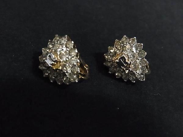 商品情報 ブランド名 NINA RICCI ニナリッチ 状態ランク ABランク(美品) ライン カラーゴールド系 素材 サイズ(cm) W 約1.3cm　H 約1.5cm サイズ(inch) ポケット 付属品画像内にあるものが全てになります...