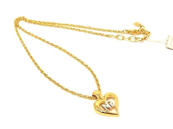 商品情報 ブランド名 NINA RICCI ニナリッチ 状態ランク SAランク(新品同様) ライン カラーゴールド系×シルバー系 素材 サイズ 全長 約43cm(調節可能)トップ：W 約1.5cm　H 約2cm ポケット 付属品画像内にある...