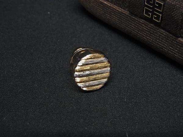 商品情報 ブランド名 GIVENCHY ジバンシィ 状態ランク ABランク ライン カラーゴールド系×シルバー系 素材 サイズ W 約1.2cm　H 約1.2cm ポケット 付属品画像内にあるものが全てになります シリアル及び刻印 状態使用...