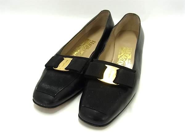 商品情報 ブランド名 Salvatore Ferragamo フェラガモ 状態ランク BCランク ライン カラーブラック系 素材 レザー サイズ 表記サイズ:5　(日本サイズ 約22.5cm)実寸：アウトソール 約24cm　ヒールの高さ 約...