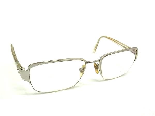 商品情報 ブランド名 Salvatore Ferragamo フェラガモ 状態ランク Bランク ライン カラーシルバー系✕レンズ クリア 素材 サイズ(cm) フレーム 約12.6cm　テンプル 約12.7cm　レンズ 縦 約...