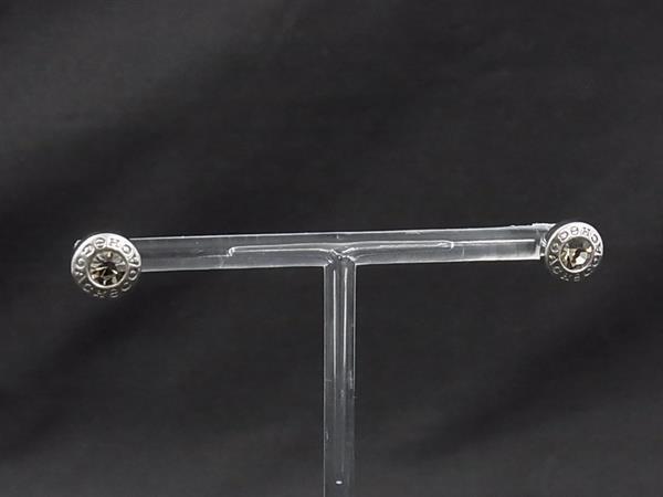 商品情報 ブランド名 COACH コーチ 状態ランク Aランク(美品) ライン カラーシルバー系 素材 サイズ W 約1cm　H 約1cm ポケット 付属品画像内にあるものが全てになります シリアル及び刻印 状態使用感小　擦れ小くすみ小　ポ...