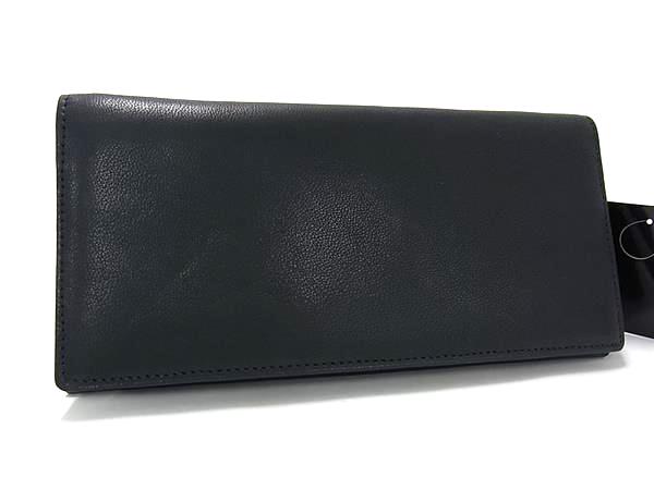 商品情報 ブランド名 PRARE プレリー 状態ランク Aランク(極美品) ライン カラーネイビー系 素材 レザー サイズ W 約19cm　H 約9cm　D 約1cm ポケット外 ポケット×1　中 ポケット×2　札入れ×1　小銭入れ×1　カ...