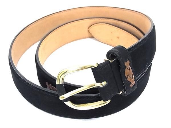 商品情報 ブランド名 Bretimo 状態ランク ABランク ライン カラーブラック系 素材 スエード サイズ 実寸サイズ:全長 約111cm ウエスト 約91.5cm〜約99.5cm(調節可能、ベルト穴×5) 幅 約3cm ポケット 付属...