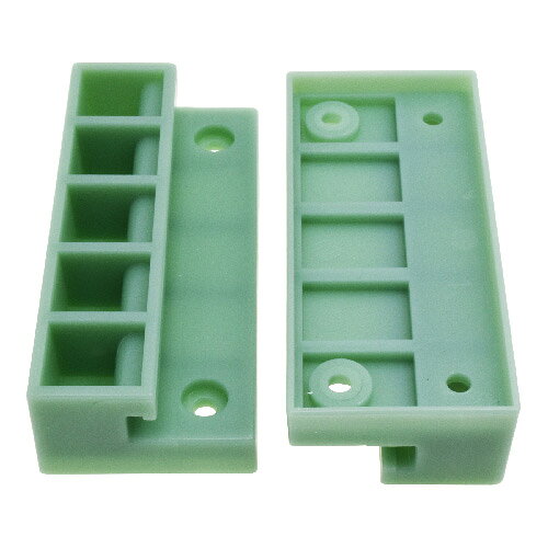 2x4突っ張り柱をつないでより強固に　　GREEN ■内容： 棚受ダブル（ABS樹脂） × 2（オス・メス）個1セット・取付専用ねじx8 ■サイズ：W94 ×　H36 ×D42mm　2x4 材専用の高さ調節ジョイント部品です。●柱の長さを測...