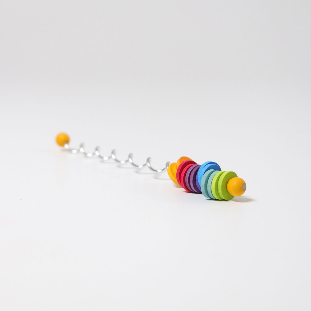 商品情報仕様サイズ　23cm　3歳から素材ブナ、アルミ素材パッケージ箱なしメーカーグリムス社　ドイツ製造グリムス社の原産国は、2019年7月時点で、ドイツとボスニアヘルツェゴビナの2つがあります。これは、グリムス社が二国に製造工場を持ってい...