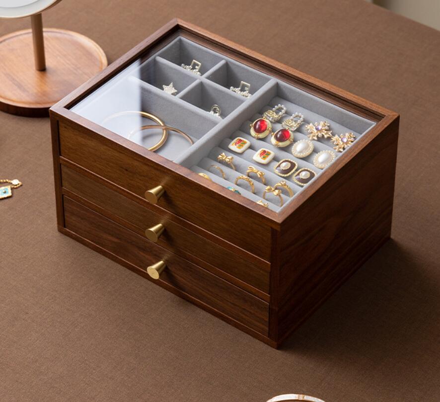 商品詳細 商品内容 ジュエリーボックス 商品特徴 ジュエリーボックス 仕様 付属品：無し 素材:木製 生産国：中国 サイズ サイズ（cm）： 写真のとおり ●形、色、質感が、商品ページ上と実物で異なって見える場合がございます。予めご了承くだ...