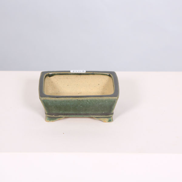 商品説明 柴勝　長方鉢 本名：柴田　勝一 愛知県常滑市出身。 常滑作家のひとりで、タタラと押型による手づくり鉢を作られています。 泥物から釉薬まで幅広い作陶で、樹の育成にも優れた鉢です。 サイズ 鉢径：約10.2cm　高さ：約3.9cm　奥...