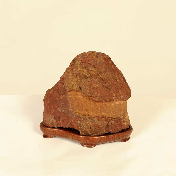 商品説明 加茂川畚下石　茅舎 「加茂の七石」といわれている代表的水石の一つ。 火打ち石としても利用され，山と里の間で商いをする際に畚（ふご）に入れて石と銭のやり取りをしたことからこの名が付きました。 畚とは藁などで編んだ籠のことを意味してい...