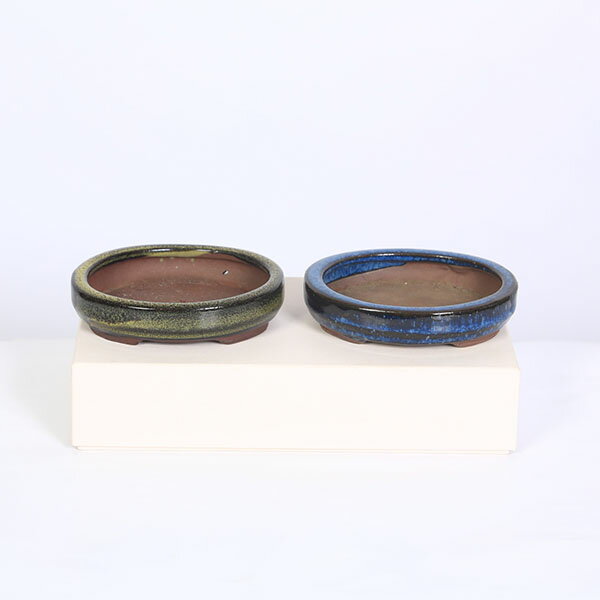 商品説明 中国楕円浅鉢 ※ご希望の色をお選び下さい。 ※こちらは数量物となっております。 *中国製の為、使用には差し支えのない程度のホツレ（欠け）やシャモットの飛び（気泡のような後）ピンホール、釉薬ハゲや釉薬ニュウのある場合がございます。ご...