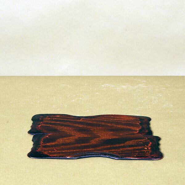 商品説明 地板：17.0cm 水石・盆栽・主役草物などに最適です。 サイズ 高さ：0.3cm　横幅：17.0cm　奥行：13.5cm 納期配達ご希望日時のご指定ができます。 お急ぎの場合は午前中までにご注文の場合、即日発送も可能です。 配送...