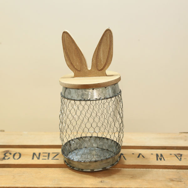 商品説明 メタルなボディーと木製のうさみみがアンバランスでかっこよくてかわいいデザインです。 - 備考 - 手作業の為サイズや色、焼印等違いが生じることがございます。手作りの特性としてご理解いただけますようお願い申し上げます。 写真の小物な...