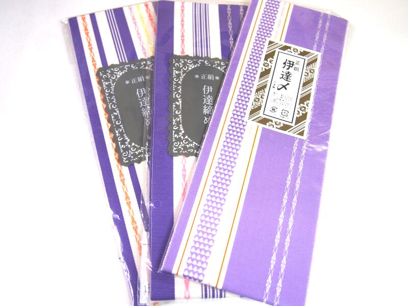 品質：正絹100％　サイズ：10cm×2.25m　日本製 柄お任せですのでご理解ください。 メール便ですので2ツ折となる場合があります。 パッケージ・メーカーが変わる場合があります。 全て了解の上　ご注文お待ちしております。　