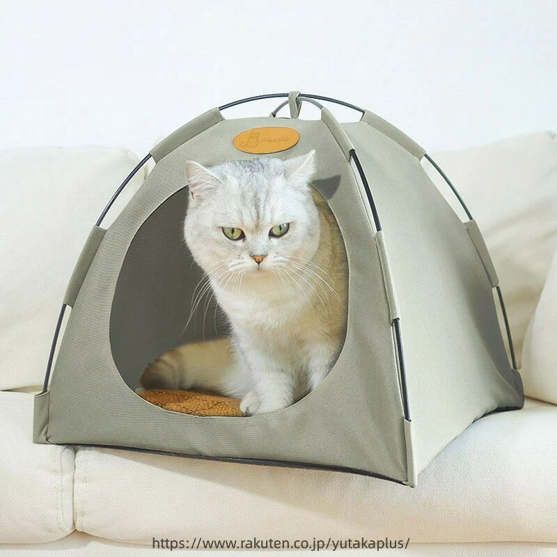 この商品について ?快適で多用途：犬だけでなく、猫、ウサギ、その他の小さなペットもこのドッグビーチテントを楽しむことができます。それは彼らにビーチの居心地の良い日陰の場所と、家で眠るための安全で暖かい場所を与えます。このドッグビーチテントは...