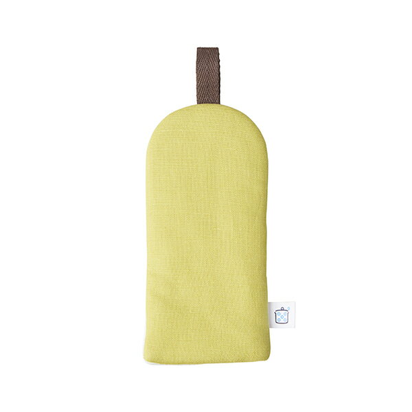 フライパンの持ち手につけるハンドルカバー。ミニグリルパンや蓋付きミニパン(各種別売り)のサイズに合わせたアイテムです。長さの違うハンドルにもお使いいただけるように、折り返して使用できるデザインがポイント。S字フックにかけられる便利なループ付...