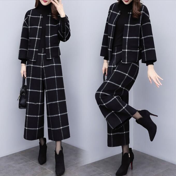 ご来店いただいて誠にありがとうございます。 ★付属品：なし ★セット内容：2点セット ★季節：春秋冬 ★カラー：写真より ★素材：ポリエステル ★サイズ（cm）： 上着： S バスト：92cm 袖丈：56cm 着丈：53cm 肩幅：38cm...