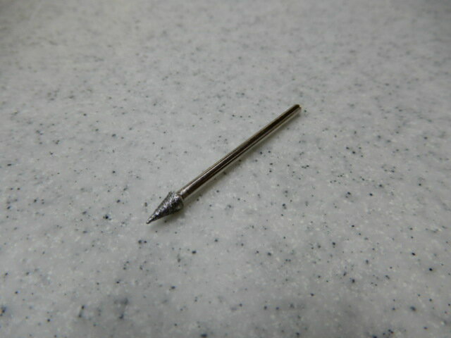 商品情報 サイズ 呼び寸法：3.6mm軸径：2.35mm使用工具 ・電動式ミニルーター・電池式ミニルーター・フレキシブルシャフト使用上の注意 ・使用前にピットの曲がりがないか確認し、使用する前にしっかり取付けて下さい。・使用中は必ず安全メガ...