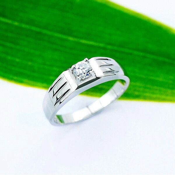 大好評の、キュービックジルコニア特集アイテムにリクエストの多かった、オールシルバーアイテムが仲間入りしました！アクセサリーの基本ともいえるシルバーアイテムはどんなコーディネートにも、合わせられ普段着でもなにげに使える、便利アクセ★ キラキラ...