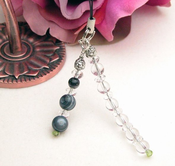 神秘的な模様は世界中で多くの人々に愛され、お守りとして身に着けられています強運財運の意味なので、ビジネスシーンにもピッタリのパワーストーンです。また、厄を跳ね返してくれるとも言われますので、普段のお守りとしてもオススメです。 サイズ： 長さ...