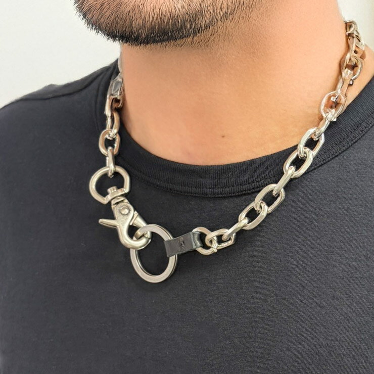 OUR LEGACYは、スウェーデン発のブランドです。上質な素材とクラシックなシルエットをベースに、現代的なデザインを取り入れたアイテムが特徴。OUR LEGACY（アワーレガシー）の定番として絶大な人気を誇る「LADON」です。存在感のあ...