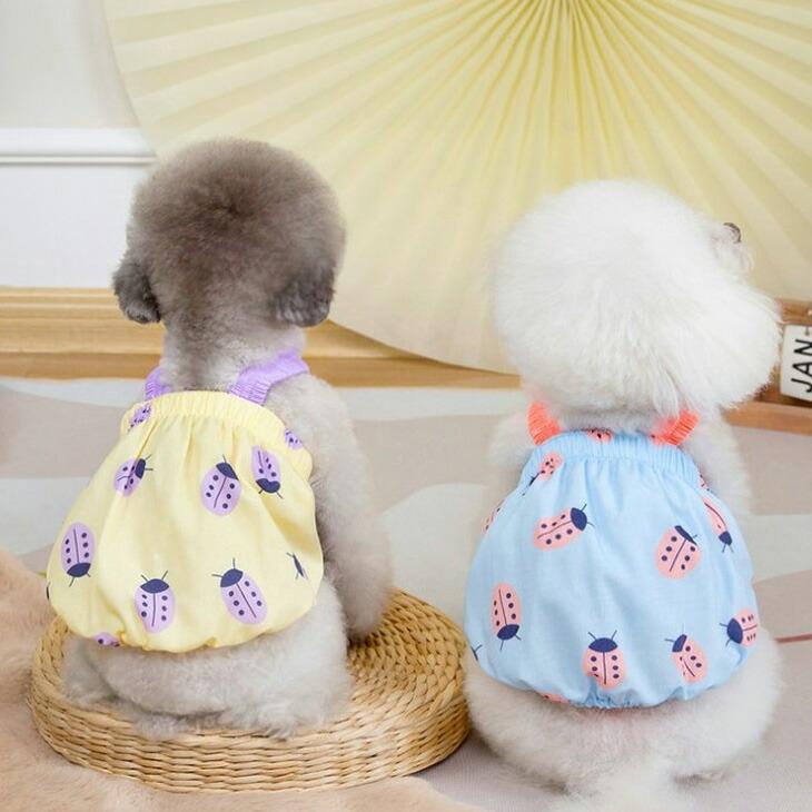 商品紹介可愛らしいてんとう虫のプリントが特徴の、軽やかなペット用サマーロンパースです。柔らかなカラーリングとふんわりとしたシルエットが、愛犬の日常をより一層華やかに演出します。涼しげな素材で夏の暑さ対策にもぴったりで、お散歩やお出かけ時に快...