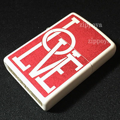 ■ 【ZIPPO（ジッポー）】 商品情報：(本体)縦53mm&times;横35mm&times;厚さ12mm表面に赤いフォントで大きく「LOVE」の文字がプリント ■ 彫刻サービスについてプラス1000円で内部のユニット（インナー）に文字...