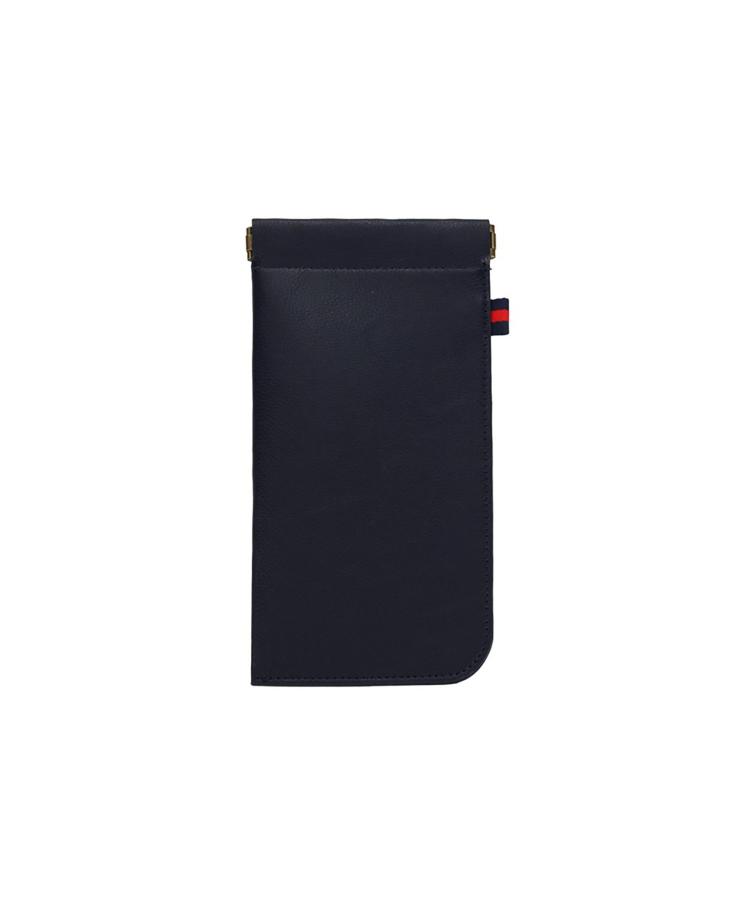 商品説明 SOFTCASETRADコレクションのコンセプトに合わせ、ストライプ柄のテープがアクセントになった口バネ式のフラットケース。大きめサイズのため、ビックシェイプのメガネも収納しやすいケースです。※柄や色味の出方に個体差があり、画像と...
